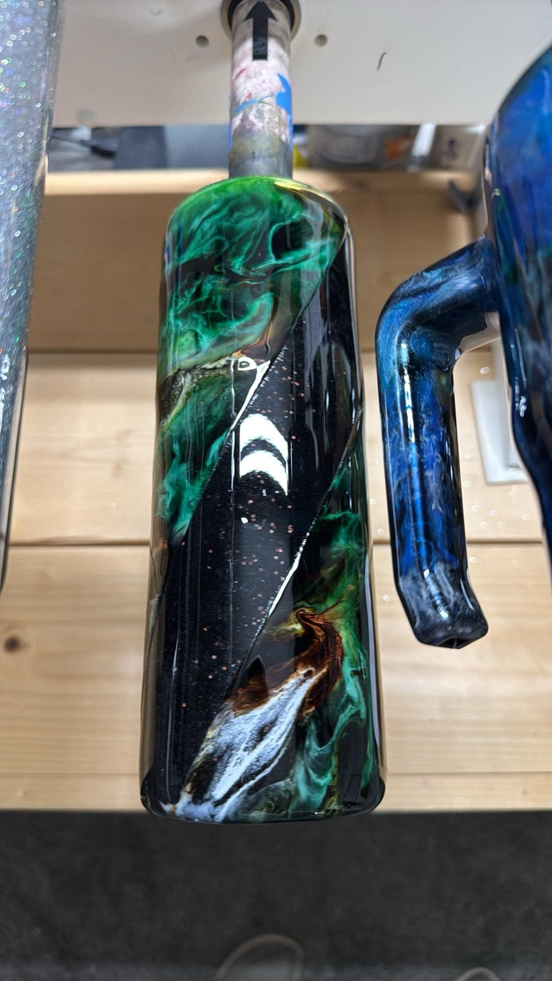 707 ~ 20oz Skinny ~ BLACK TWISTED CHAOS ~ KAREN B – Chaotic Chaos Designs